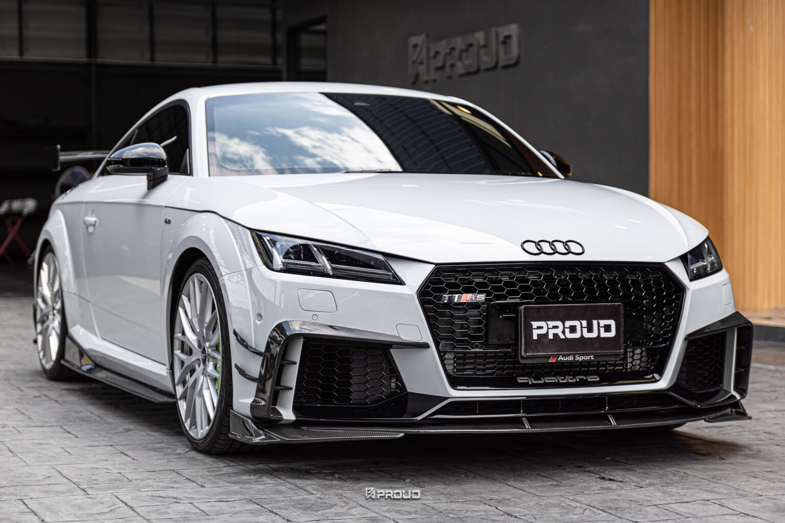 ชุดแต่งแปลงโฉม TTRS รอบคัน - Audi TT • Proud Auto Parts
