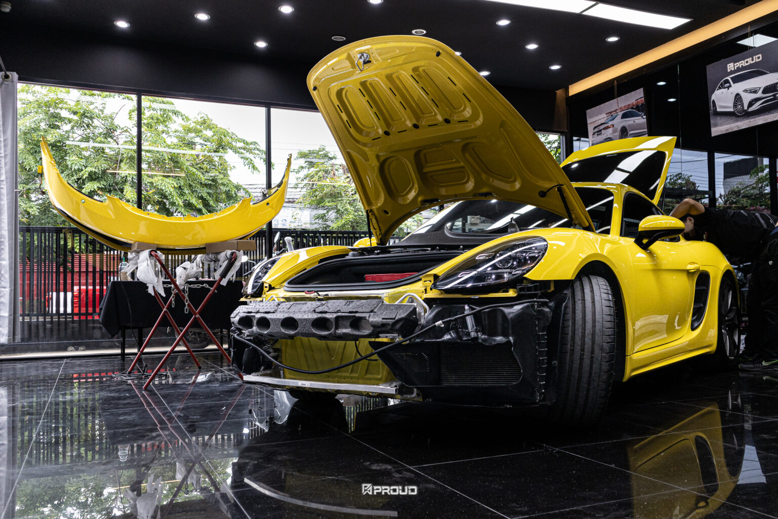 ชุดแต่งแปลงโฉม Porsche 718 Cayman เป็น GTS • Proud Auto Parts